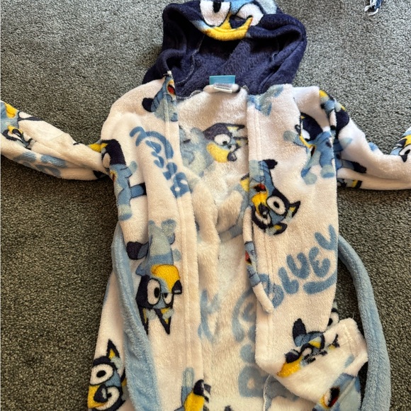 Bluey | Pajamas | Bluey Hooded Robe For Kids | Poshmark